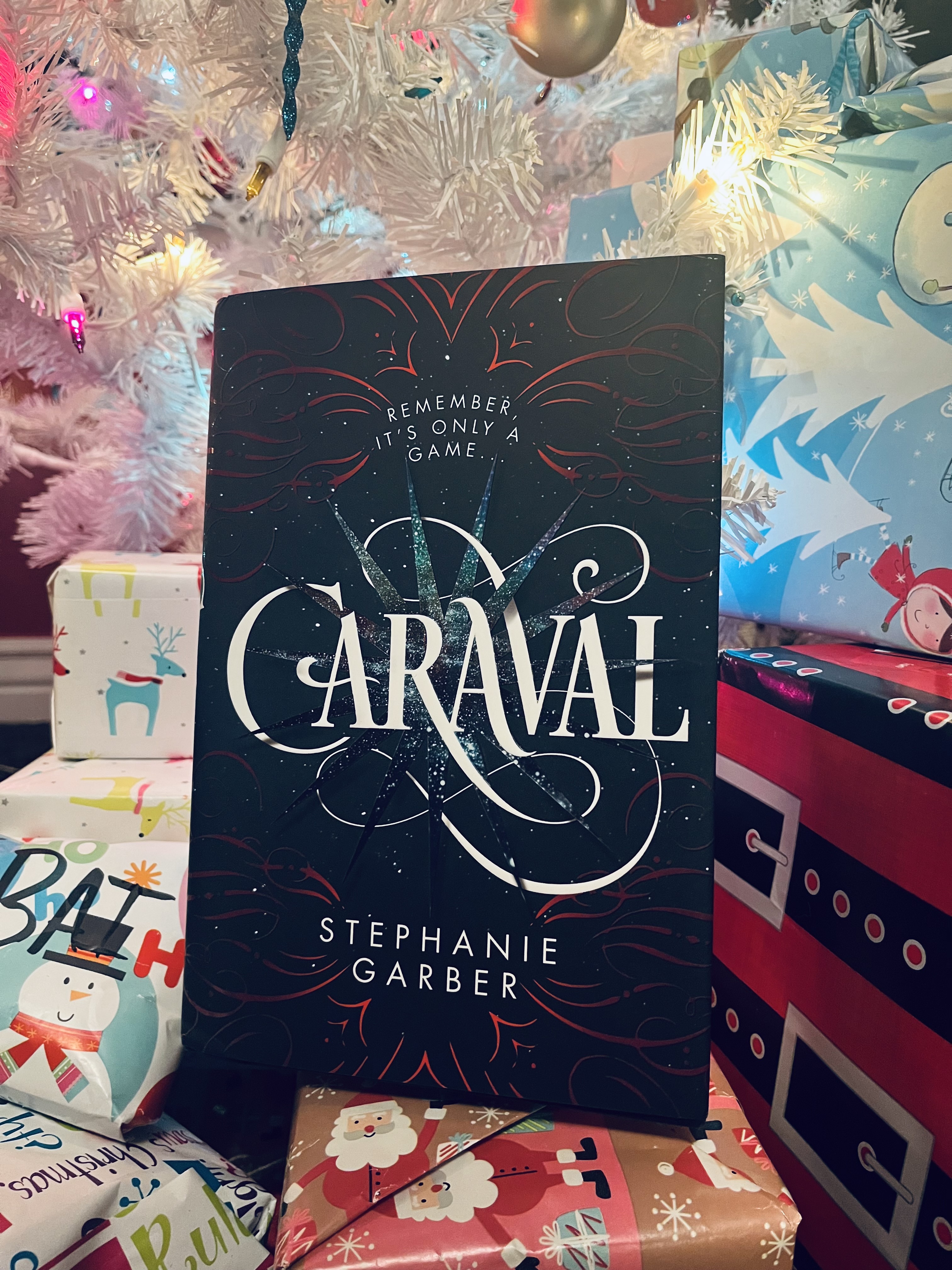 Book Review: “Caraval” By Stephanie Garber – World of Bai